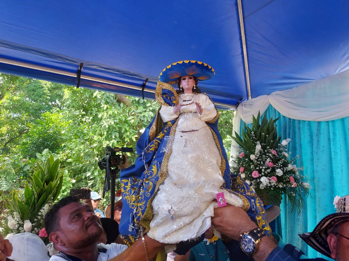 Reciben a la Virgen del Hato en El Viejo - Radio La Primerisima
