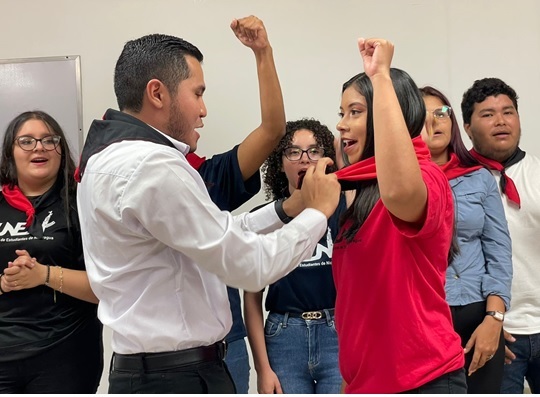 UNEN instala a nuevos presidentes de recintos universitarios - Radio La ...