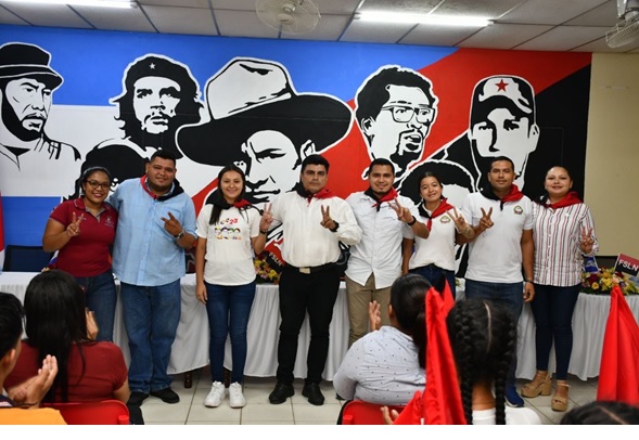 UNEN instala a nuevos presidentes de recintos universitarios - Radio La ...