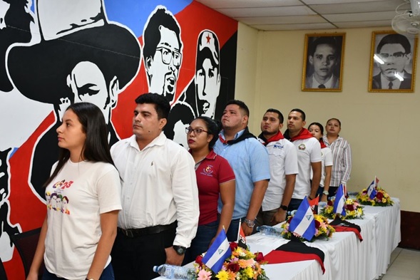 UNEN instala a nuevos presidentes de recintos universitarios - Radio La ...