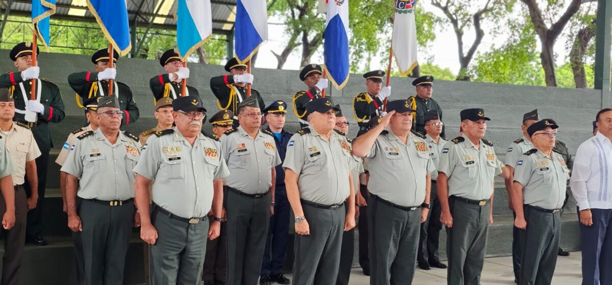 Reanudan intercambios deportivos ejércitos de CFAC - Radio La Primerisima