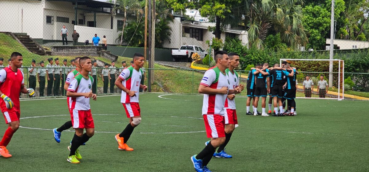 Reanudan intercambios deportivos ejércitos de CFAC - Radio La Primerisima