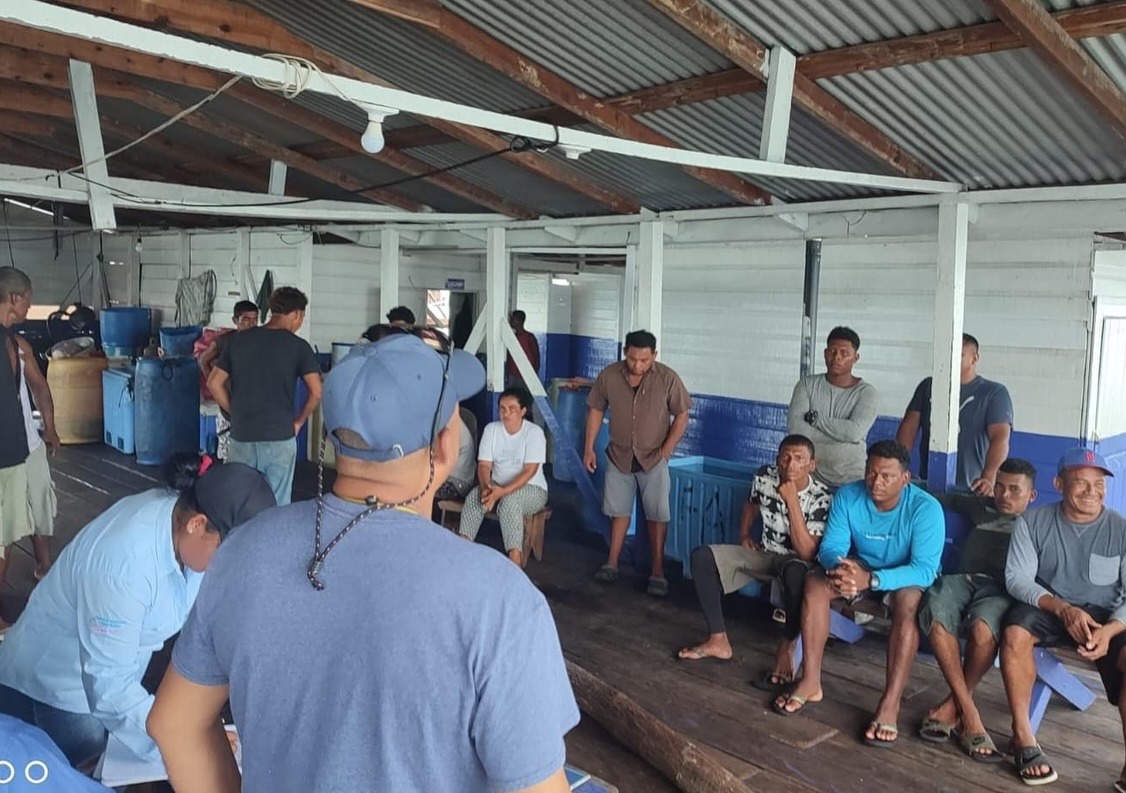Instruyen a centenar de pescadores en Caribe Norte - Radio La Primerisima