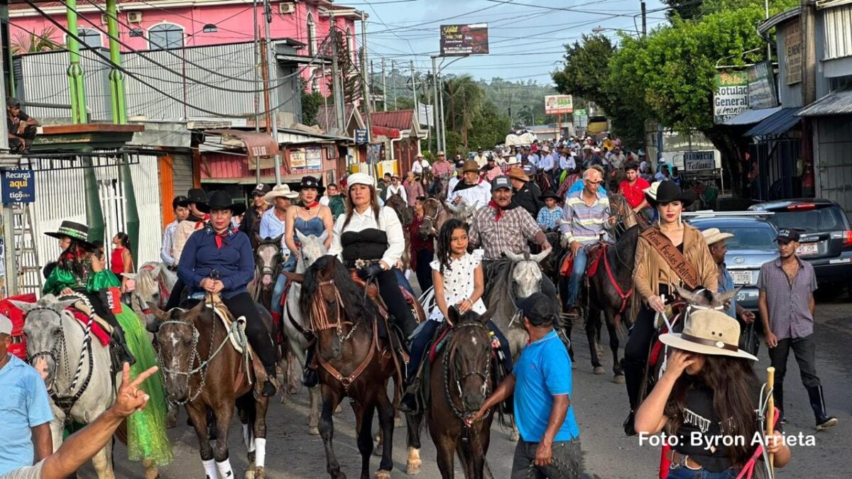 El Rama celebra el 45/19 con una cabalgata - Radio La Primerisima