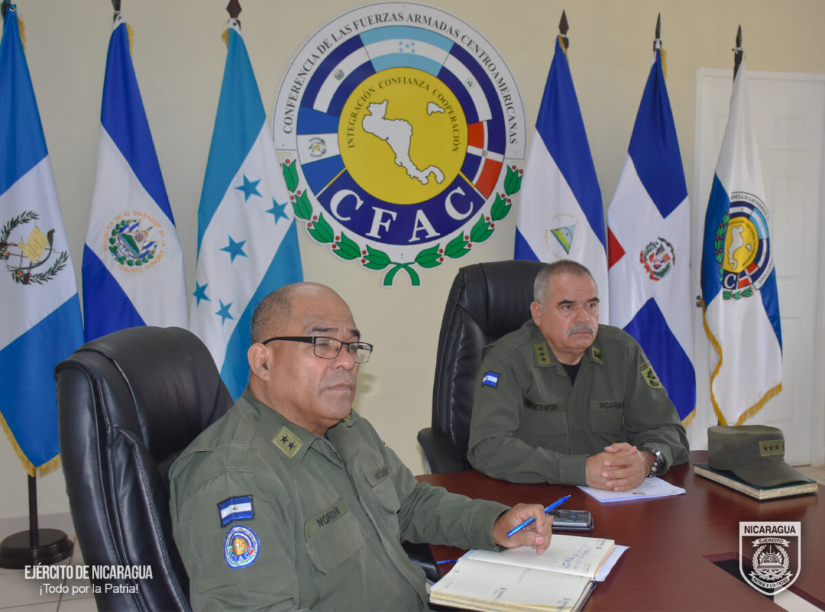 Ejército en reunión metodológica de la CFAC - Radio La Primerisima