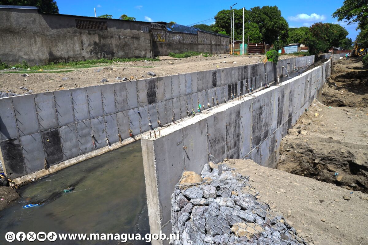 Avanza revestimiento de cauce en Waspán - Radio La Primerisima